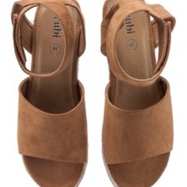 RUBI BRONTE FLATFORM WEDGES | Shopee Malaysia