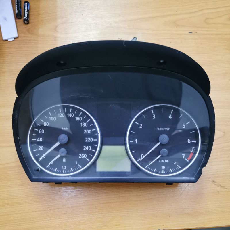 BMW E60 / E90 REPAIR METER / CLUSTER SCREEN PROBLEM | Shopee Malaysia