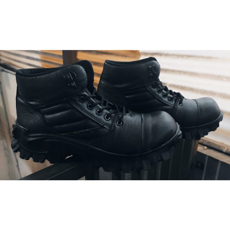 Iron Toe Leather Armor Safety Shoes | Shopee Malaysia
