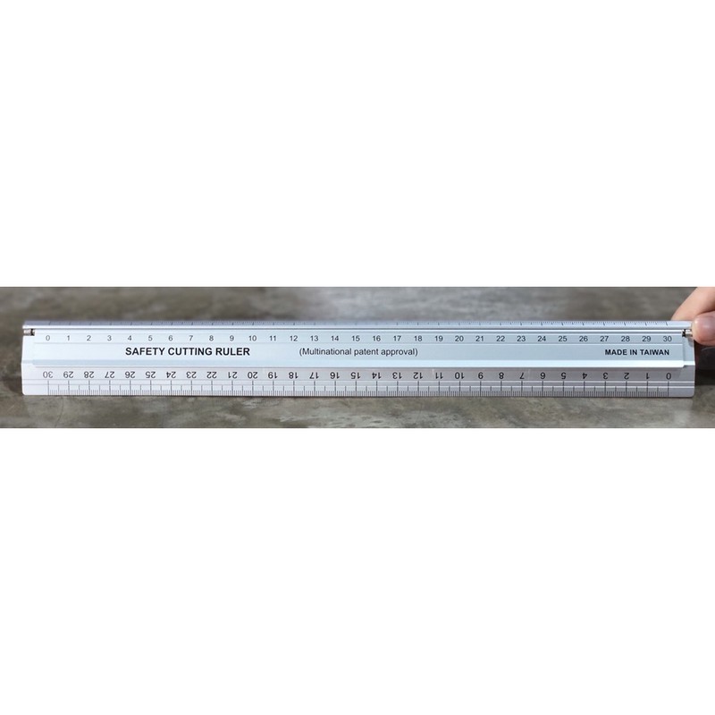 Safety cutting Ruler 30cm ( Made in Taiwan) | Shopee Malaysia