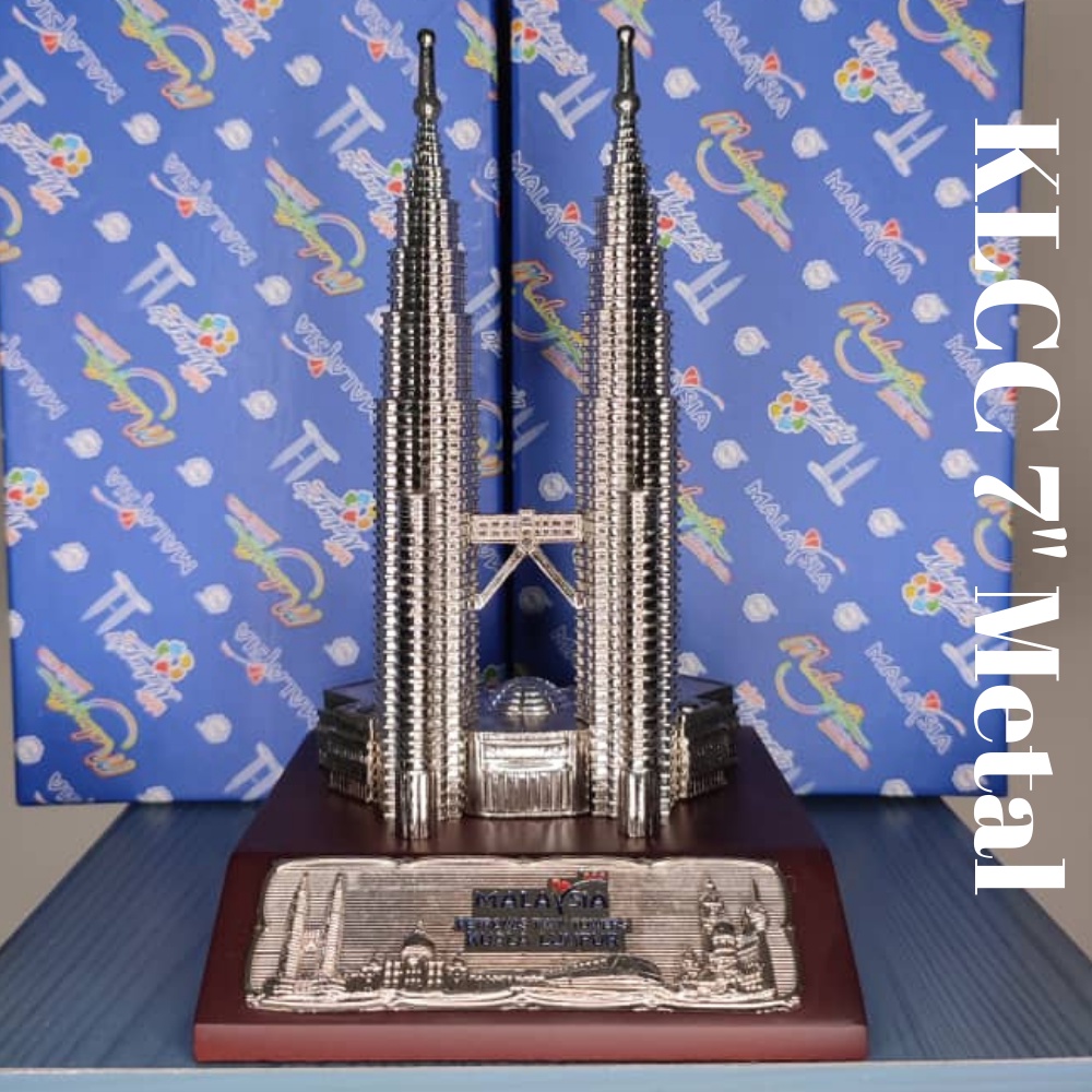 Ready Stock 🎁 KLCC Malaysia 9 Inches Metal Wooden Base Twin Towers With ...