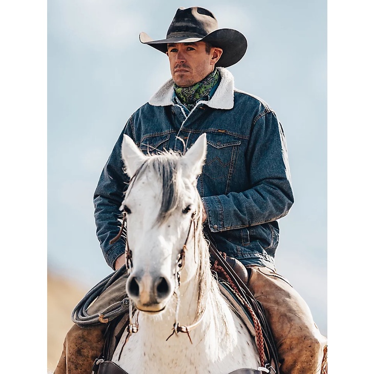 WRANGLER WESTERN STYLED SHERPA LINED DENIM JACKET IN RUSTIC COLOR ...