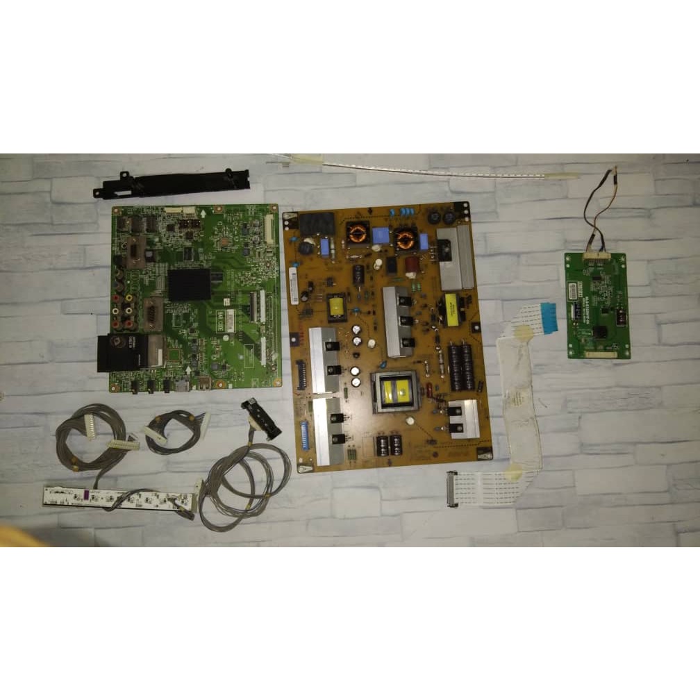 (AC018) LG 32LE3300 Mainboard, Powerboard, Inverter, LVDS, Sensor n ...