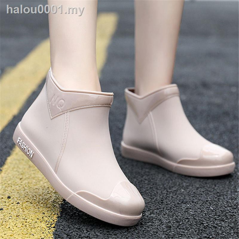 ready stockKorean fashion short rain boots ladies low cut kitchen work ...