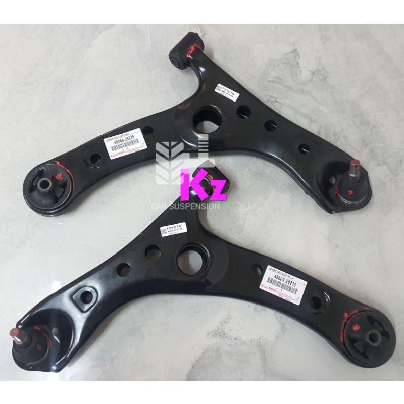 TOYOTA JAPAN -1 SET 2PCS -FRONT LOWER ARM - TOYOTA IPSUM ACM21 2.4 01 ...
