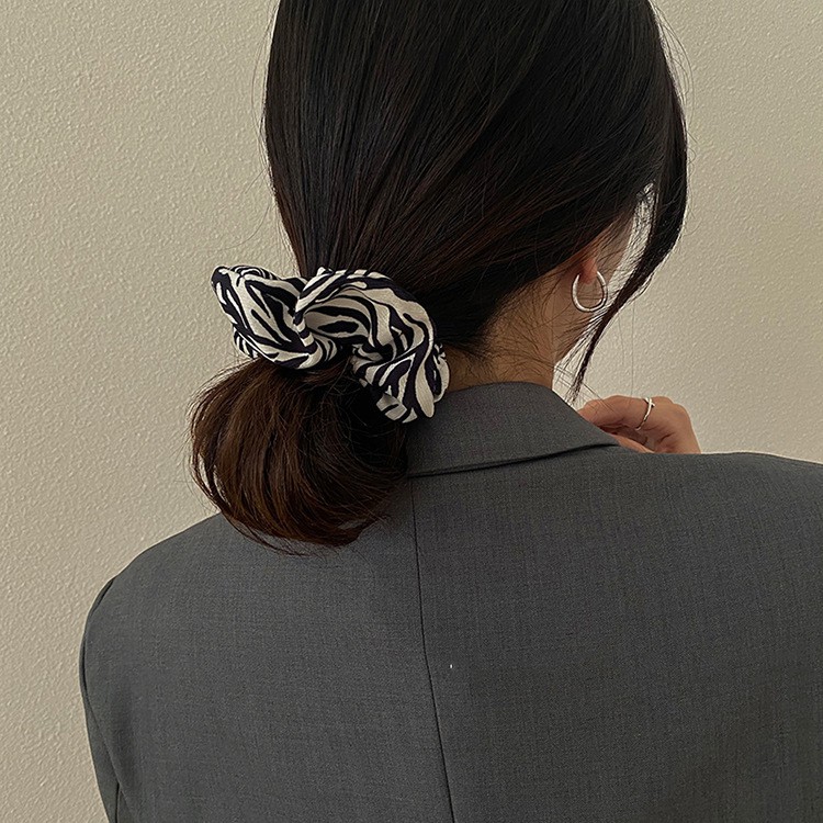 【NEW】【READY STOCK】Personalized Zebra Pattern Large Intestine Circ纹大肠圈发 ...