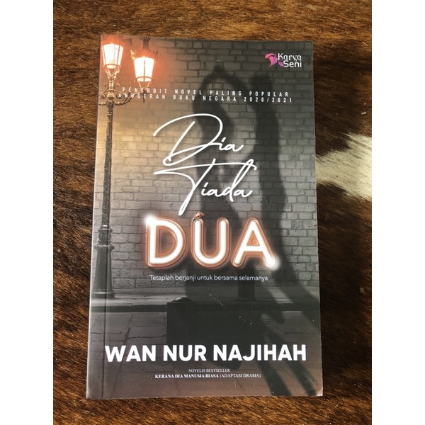 DIA TIADA DUA - WAN NUR NAJIHAH | Shopee Malaysia