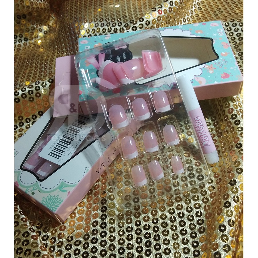 [READY STOCK] IOVELY FAKE NAIL (24 pcs french nail + Nails Glue Inside ...