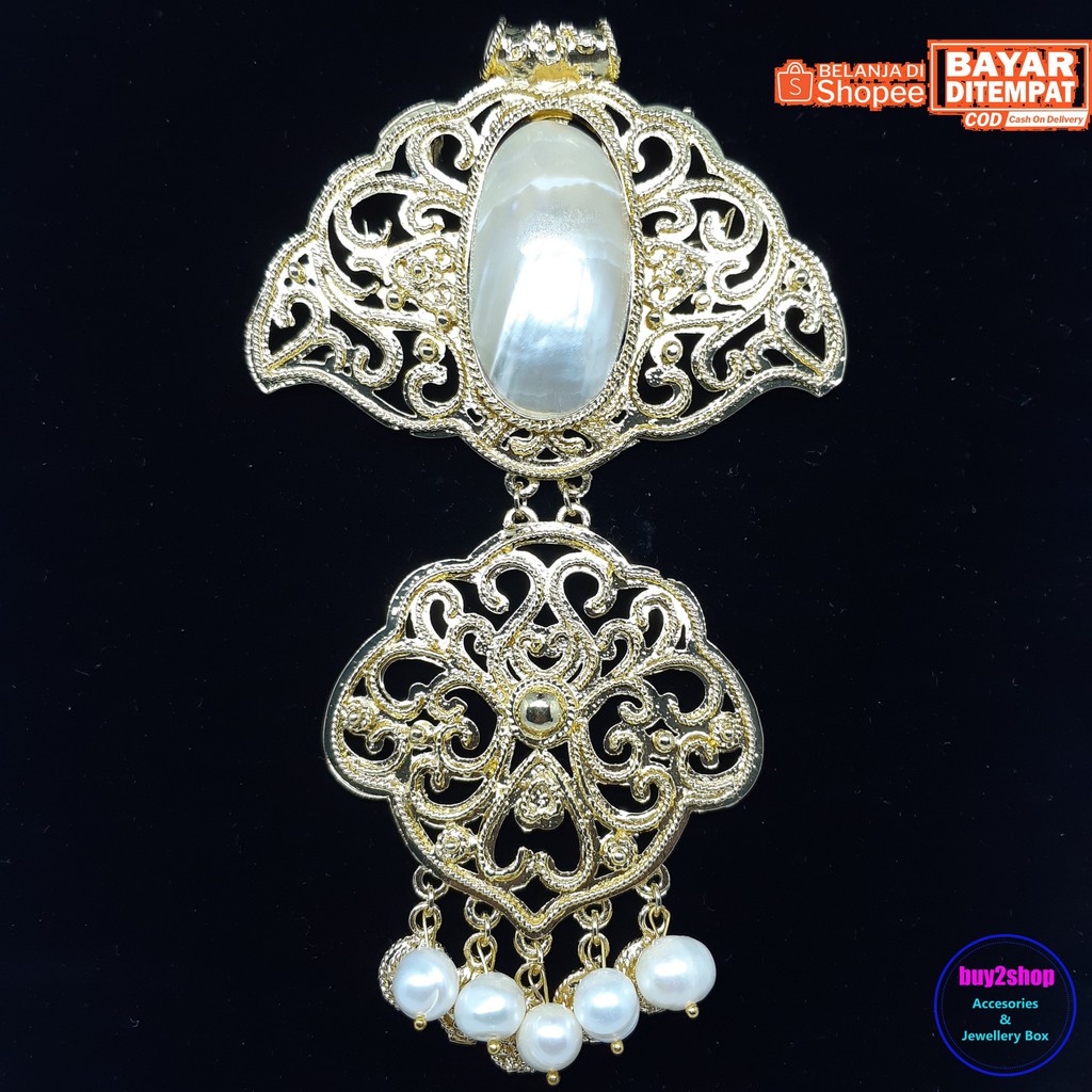 Simple 2-carved kebaya Brooch With Large Freshwater Pearl Shells ...