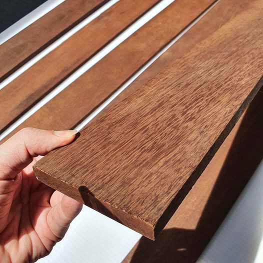Belian Solid Timber Wood with Sharp End for Parquet Outdoor Fencing and ...