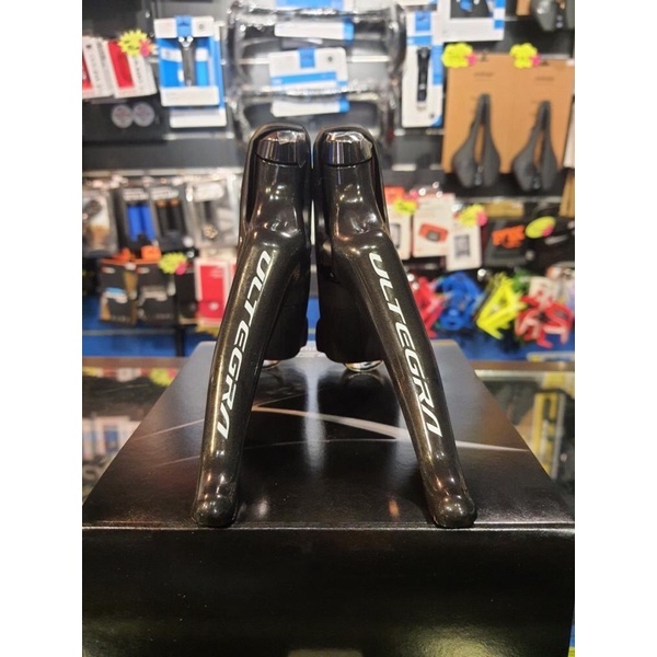 SHIMANO R8000 Shifter 1pair (Left/Right) Ori Box | Shopee Malaysia