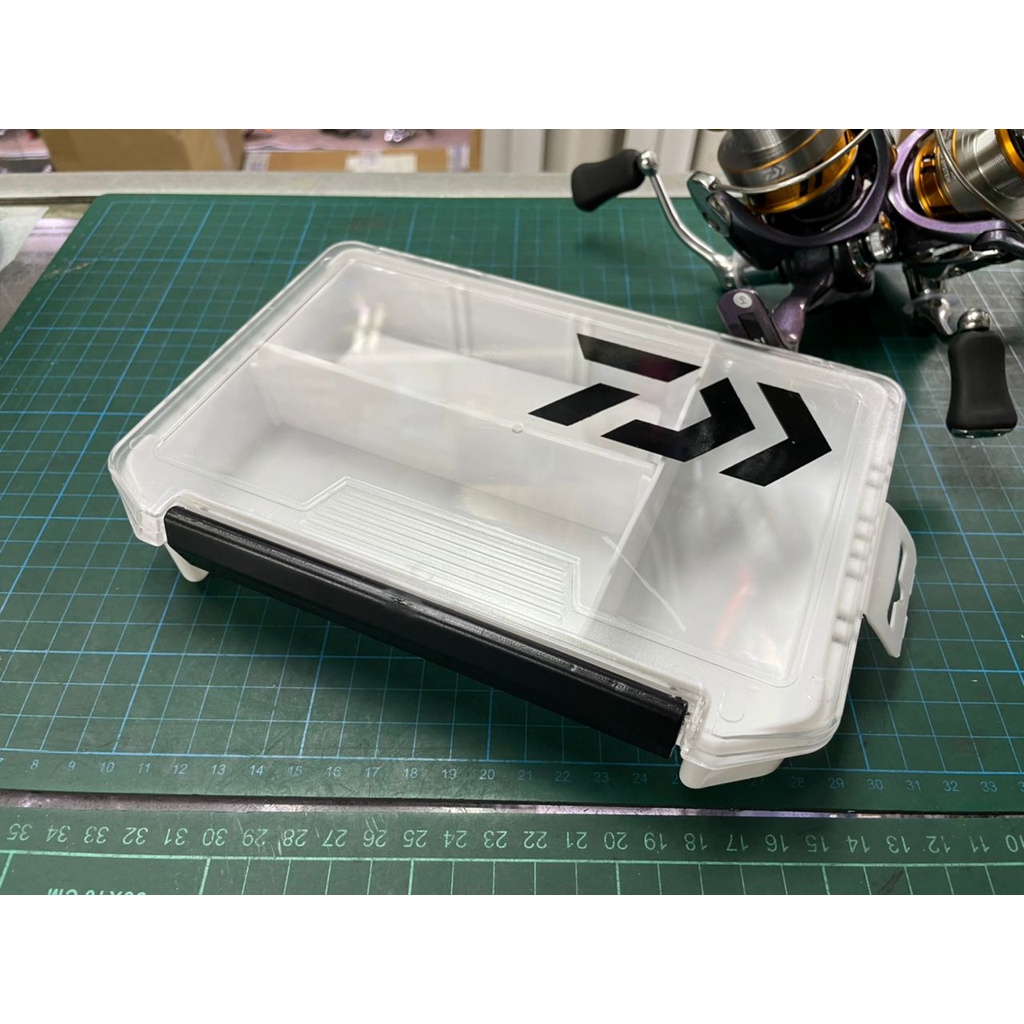 Daiwa Lure Box ,TOOL BOX ,MULTI BOX (15CM X 20CM x 4CM ) WHITE COLOR ...