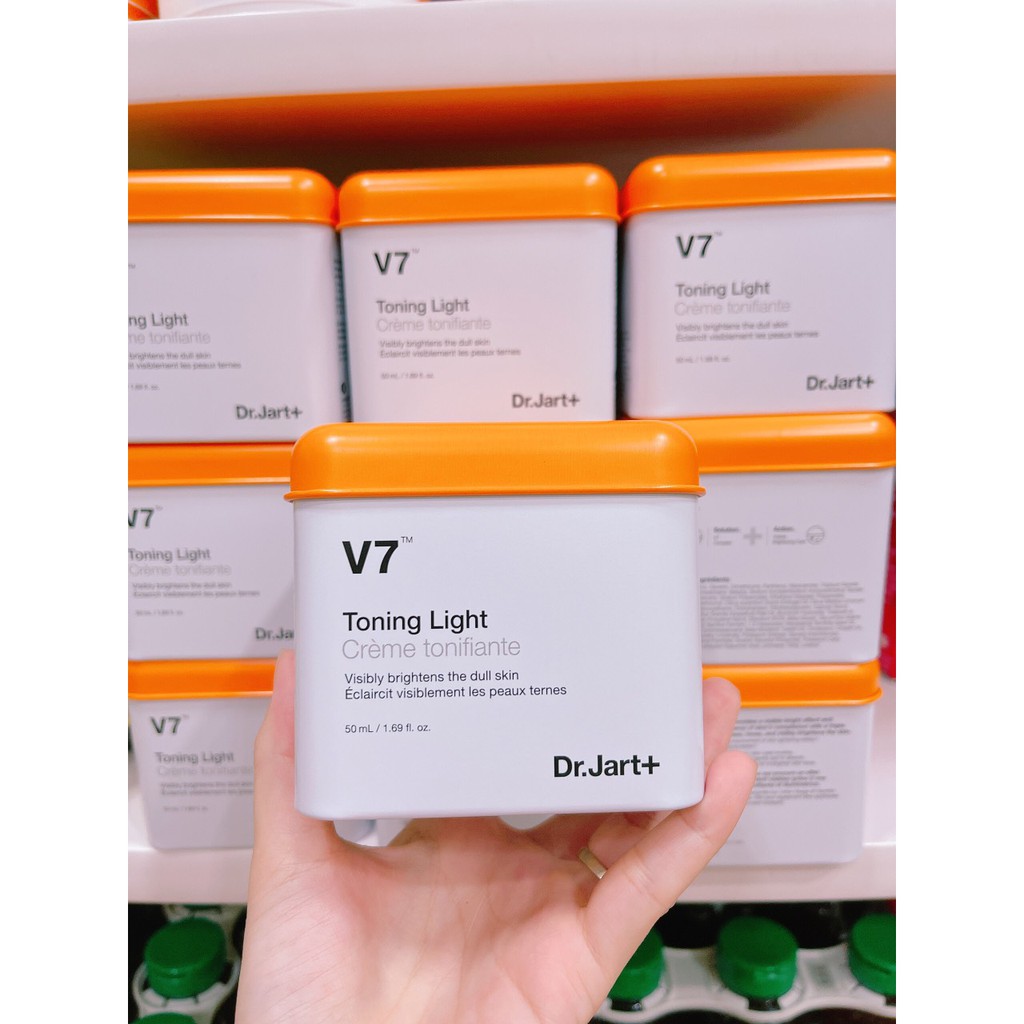 V7 TONING LIGHT CREAM LATEST MODEL - Whitening, Skin Tone Enhancement ...