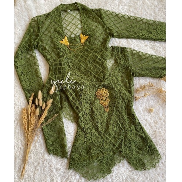 Kebaya Bali Becomes Semi Italy Norvina Premium | Yuli_ bali | Shopee ...