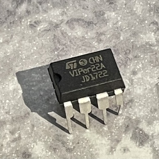 VIPer22 VIPer22A | VIPer12 VIPer12A DIP-8 Low Power OFF-Line SMPS Primary Switcher IC | Shopee ...