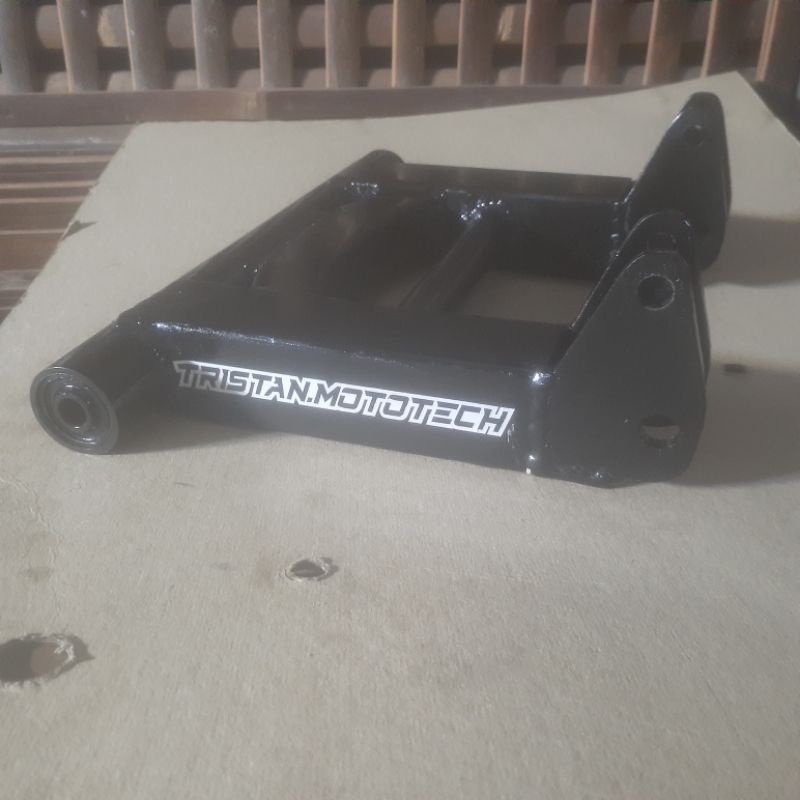 Long engine mounting Aerox/ New Aerox connected /Aerox old /New Nmax ...