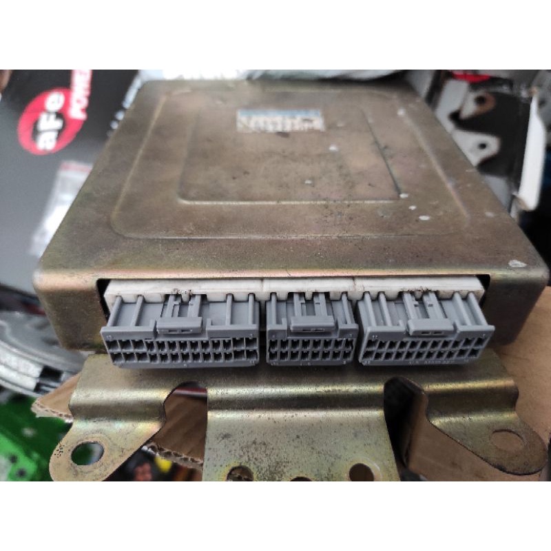 ECU socket mitsubishi / proton | Shopee Malaysia