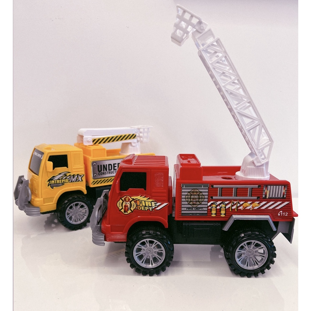 Fire Truck Fire Engine Truck Fireman Bomba Toy with Extended Ladder ...