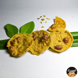 𝙆𝙚𝙧𝙚𝙥𝙚𝙠 𝙁𝙚𝙣𝙙𝙞 Kerepek Rempeyek Kacang Tanah Mini [500g] | Shopee Malaysia