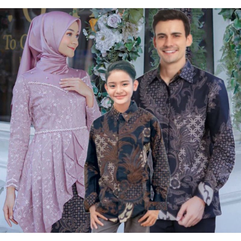 Batik couple kebaya Batik couple Application Batik couple family Batik ...