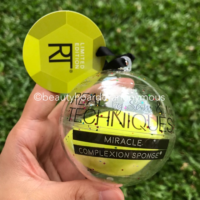 Real Techniques Miracle Complexion Sponge (Limited Edition) | Shopee ...