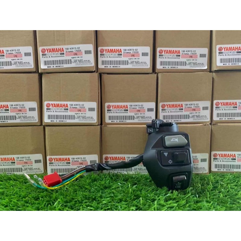 YAMAHA DOUBLE SIGNAL HANDLE SWITCH L/H PNP LC135 SOLARIZ EGO EGO-S ...