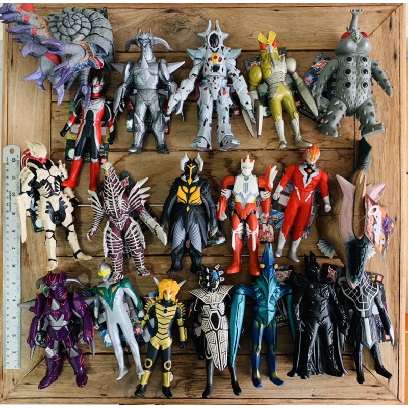 Hand 1 All Models Model Ultraman Monster Genuine License% Of BANDAI ...