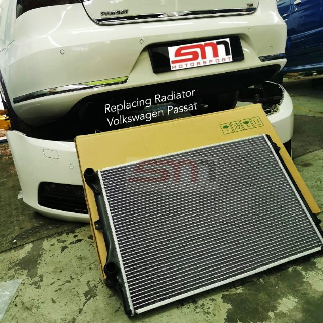 Volkswagen Passat B7 1.8 Golf MK6 GTI Scirocco 2.0 Sharan 7N Radiator ...