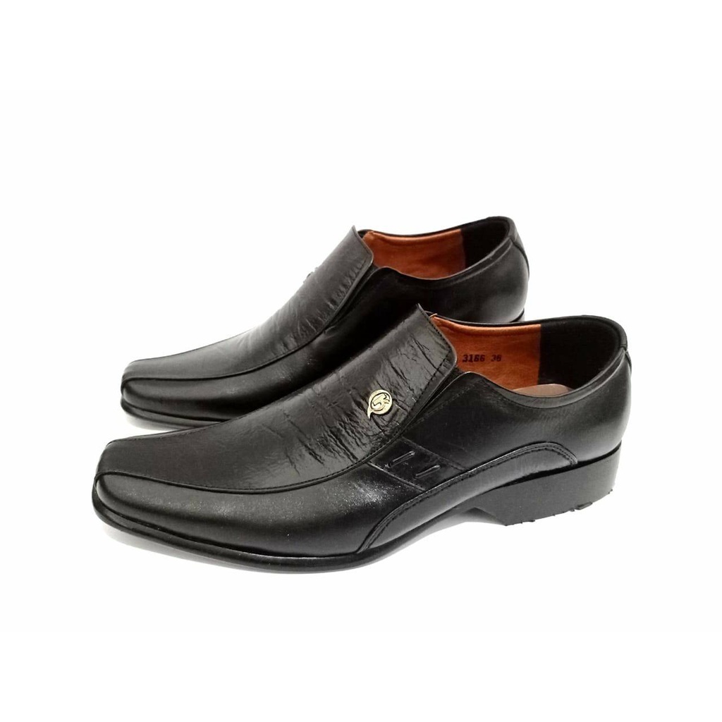 Original KQ INDONESIA Men's Leather Shoes | Shopee Malaysia