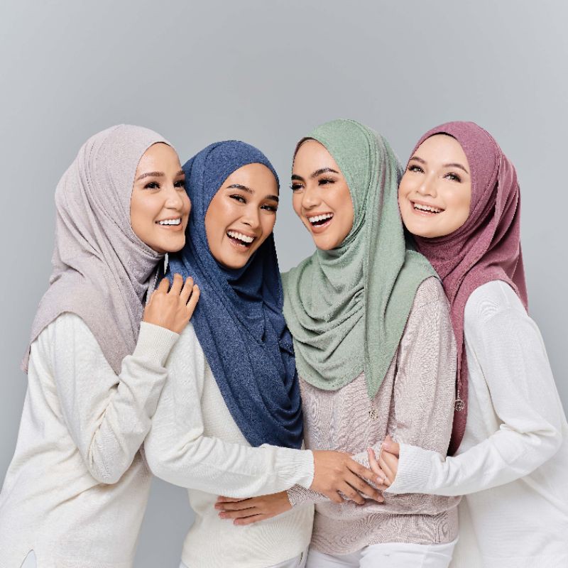 AZ LISAA INSTANT ULTRA COMFORT by Ameera Zaini (2021) | Shopee Malaysia