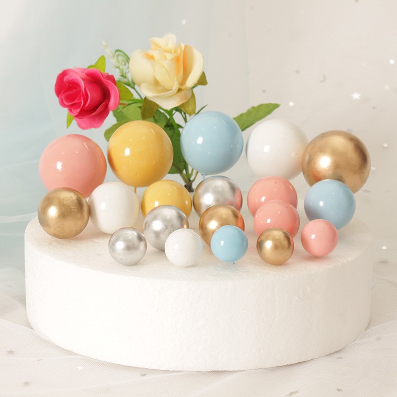 Birthday cake decorations combo of 40 balls of all sizes | Shopee Malaysia
