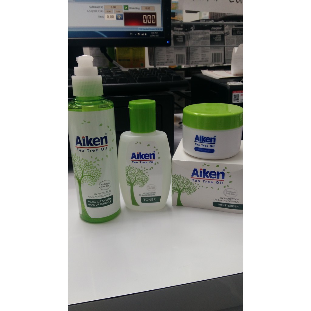 Aiken Set ( Facial Cleanser and Make Up Remover + Toner + Moisturiser ...