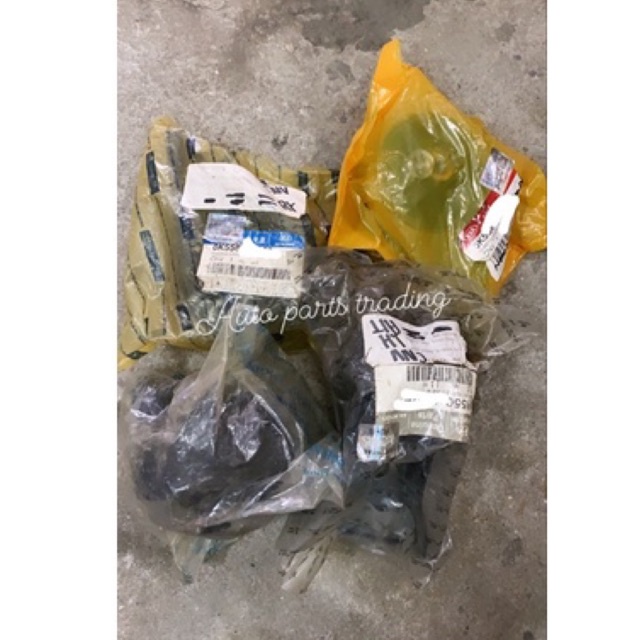 NAZA RIA, KIA CARNIVAL KV (AUTO) ENGINE MOUNTING SETS ORIGINAL | Shopee ...