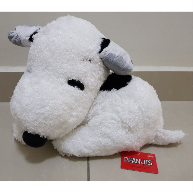Snoopy Fluffy Lying Down Pose Plushy | Shopee Malaysia
