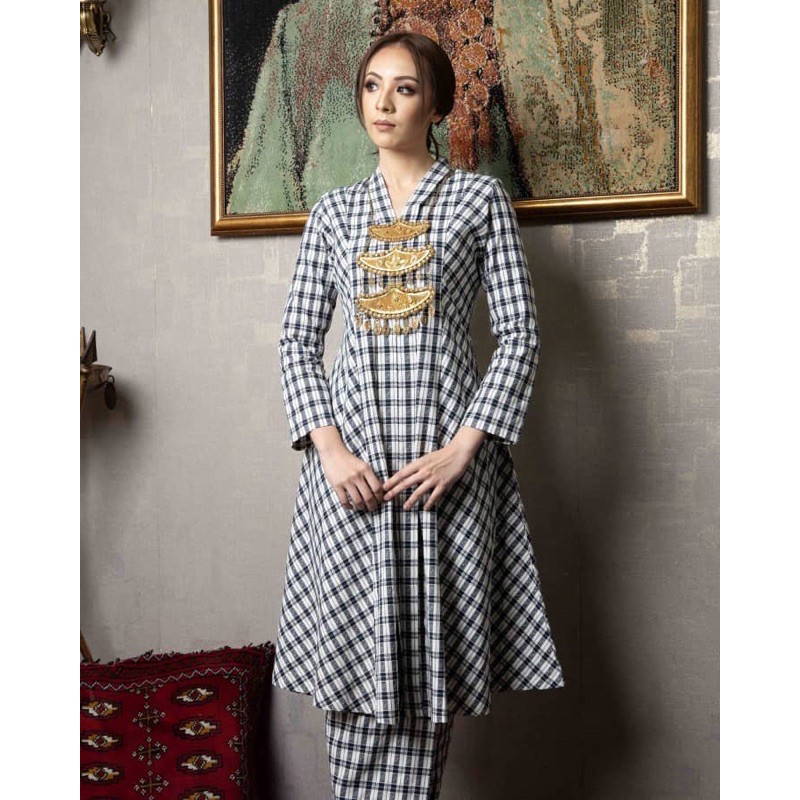 Kebaya Klasik Eksklusif / Baju Raya 2021 Kurung Riau Kurung Moden ...