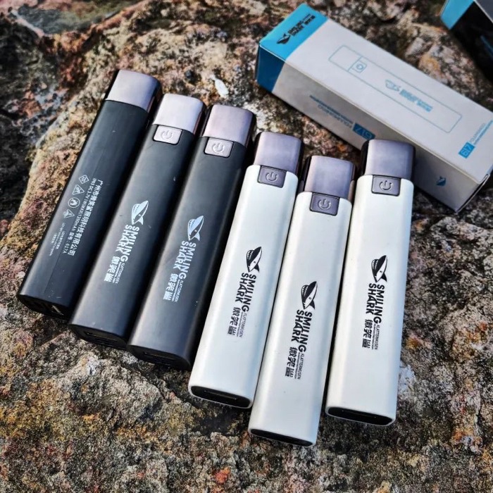 SMILING SHARK USB Rechargeable Charging Mini Led Torch Light ...