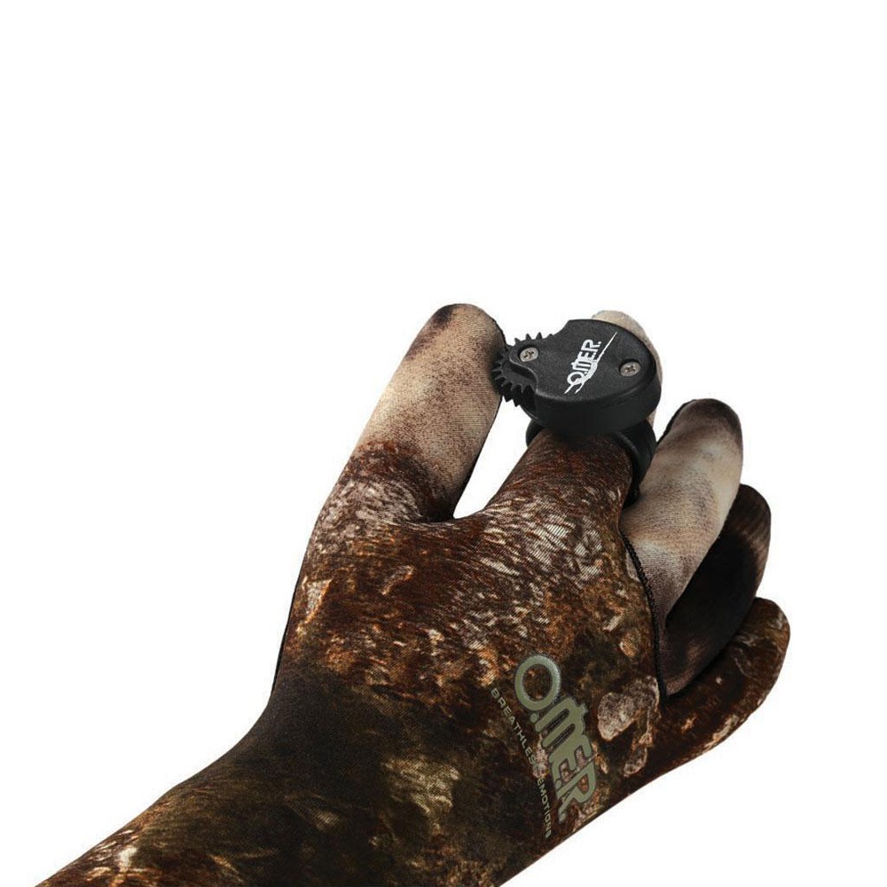 OMER FISH CALLER Fish attractant device that uses clicking sounds to ...