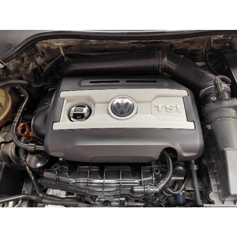 Volkswagen Polo Tiguan Passat Engine cover 06K103925BE 03C103935C ...