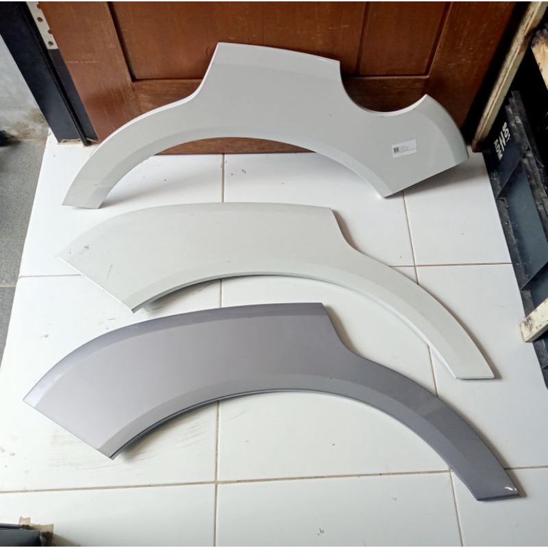 Over the rear fender of the all new Toyota Avanza Veloz 2022 | Shopee ...