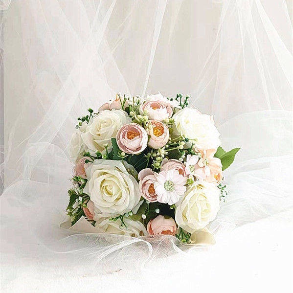 wedding bride bunga tangan pengantin flower bouquet Simple hand tulip ...