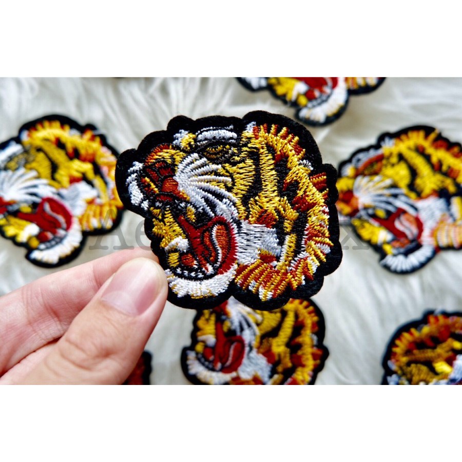 Gucci Tiger Tiger Embroidered Iron On Patch Badge Clothes Applique ...