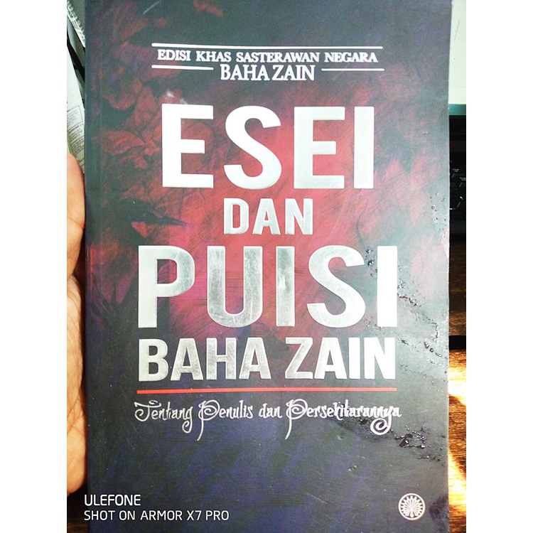 (DBP stok lama- RAK AB 20) ESEI dan PUISI BAHA ZAIN: Tentang Penulis ...
