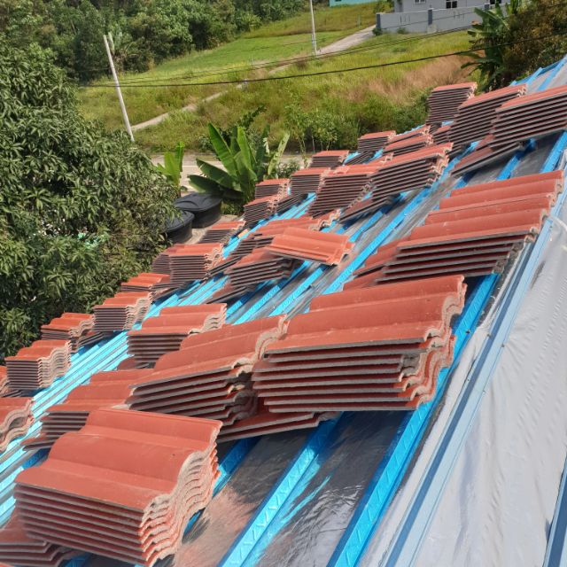 supply roof tiles pasang membekal atap genting monier primier roman ...
