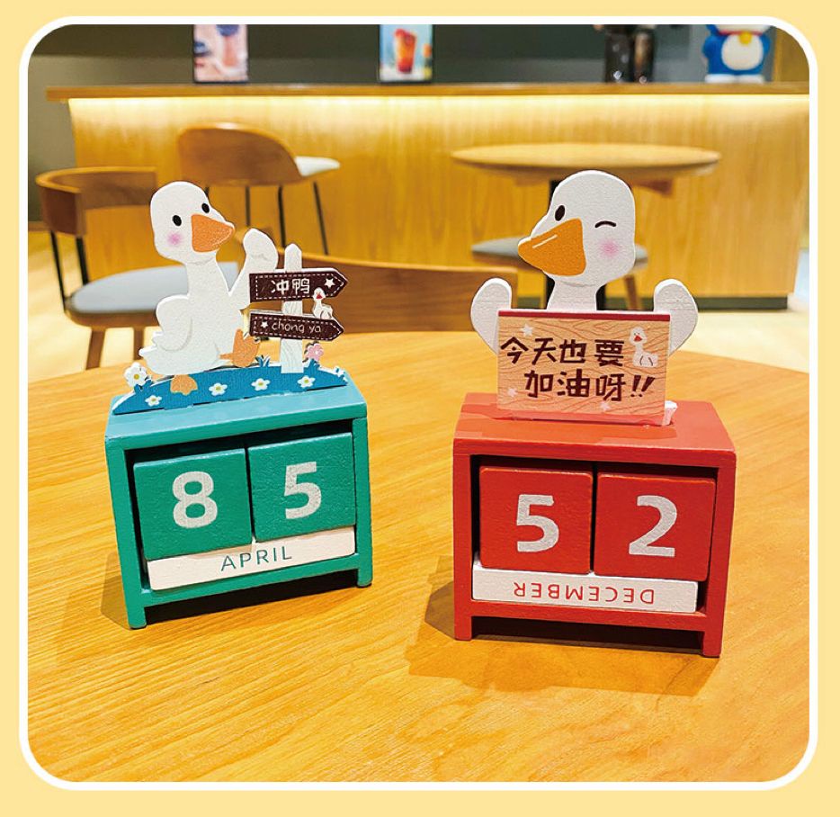 2025 Calendar Wooden Calender Cute Nordic Style Calendar Desk Calendar ...