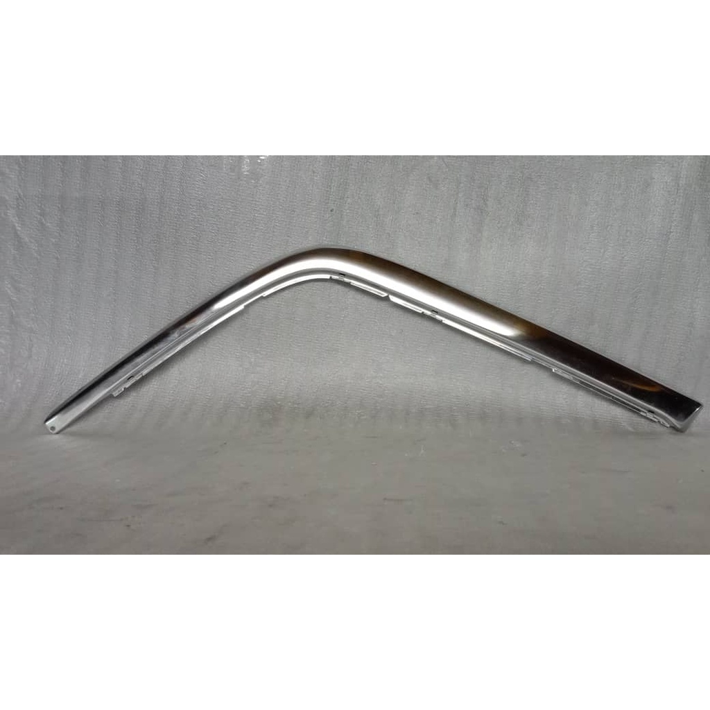 MERCEDES-BENZ W202 OLD MODEL FRONT BUMPER MOULDING (ORIGINAL) LEFT ...