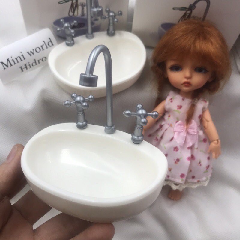 Mini hand sink Lavabo model for Barbie dollhouse decoration, scale 1/6 ...