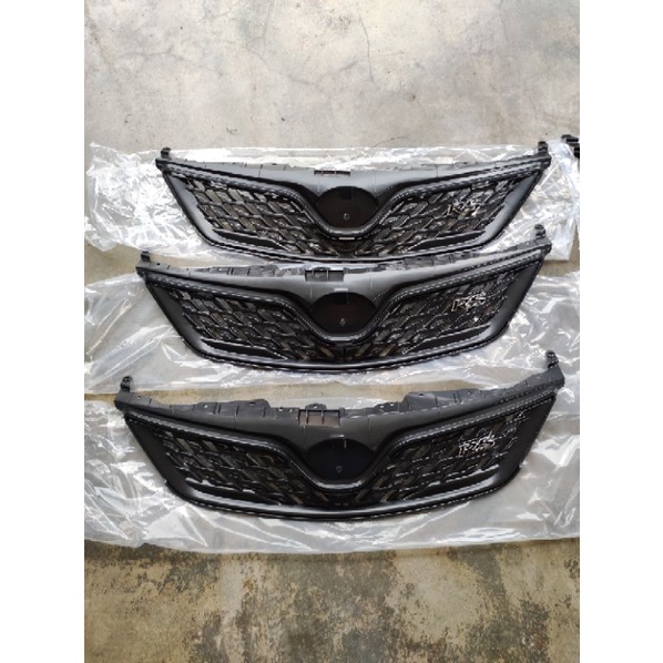 Toyota Corolla Altis 2010---2013 Gen10.5 RS front grill | Shopee Malaysia