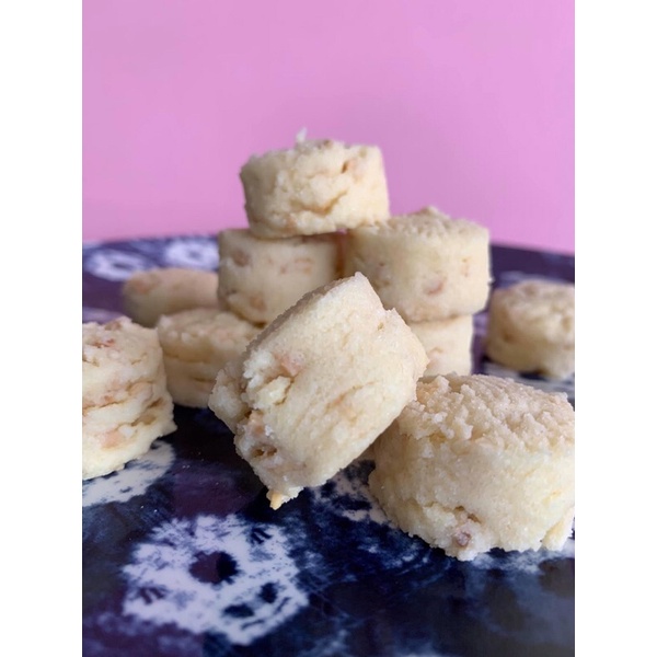 Biskut Suji Badam Cair Di Mulut, Almond Sugee Cookies Melting, Suji ...