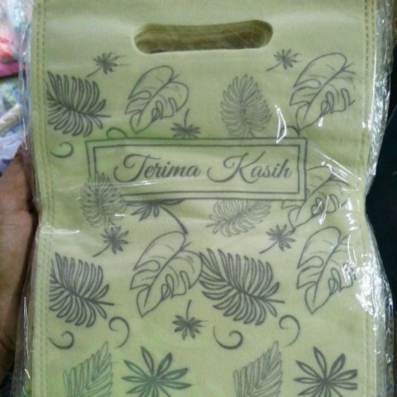 100PCS BEG KAIN GOODIES 20CMX25CM / Beg Goodies Kahwin / Non-woven bag ...