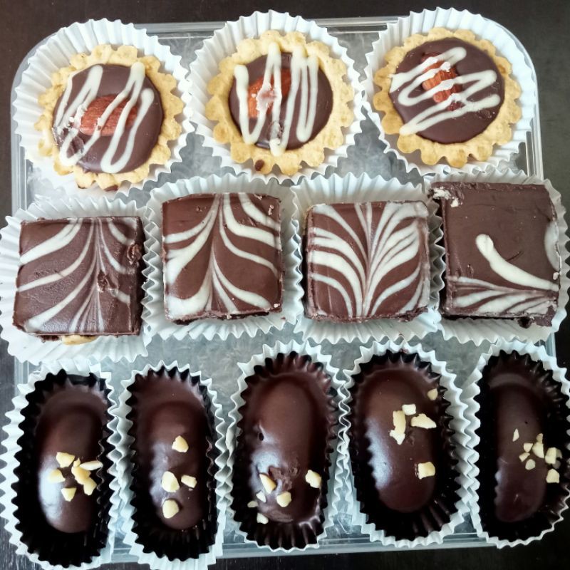 Kuih Raya 2021, Gift Set Biskut Raya / Sample Kuih Raya | Shopee Malaysia